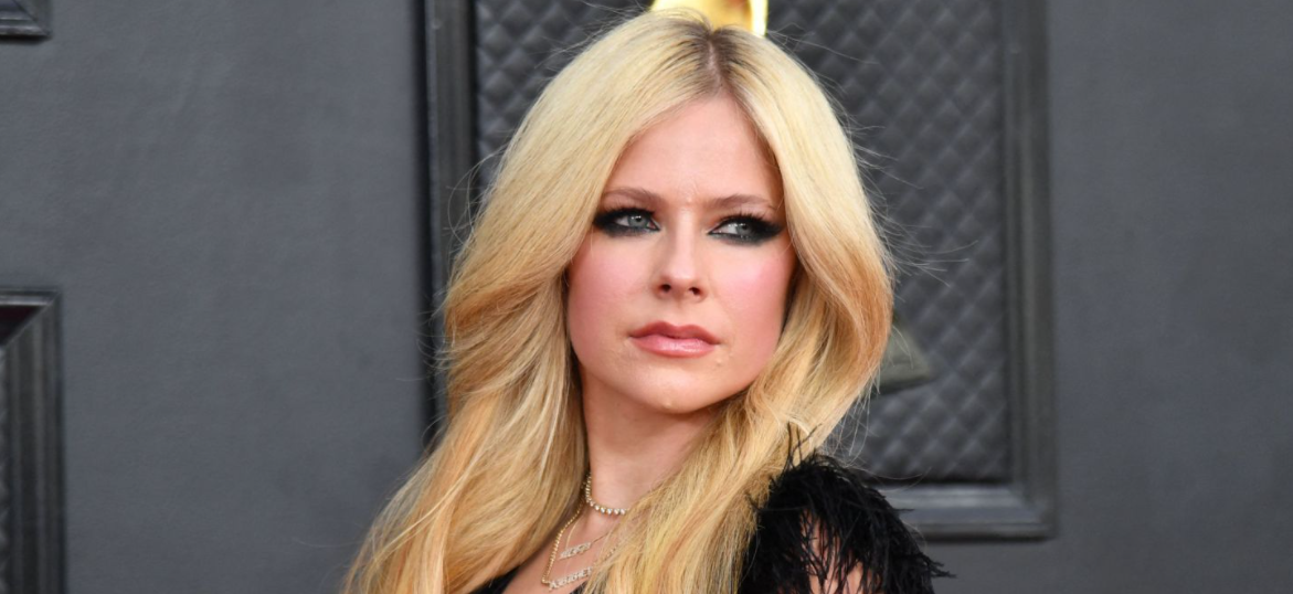 20 años de uno de los discos más populares de los 2000 y Avril Lavigne ...